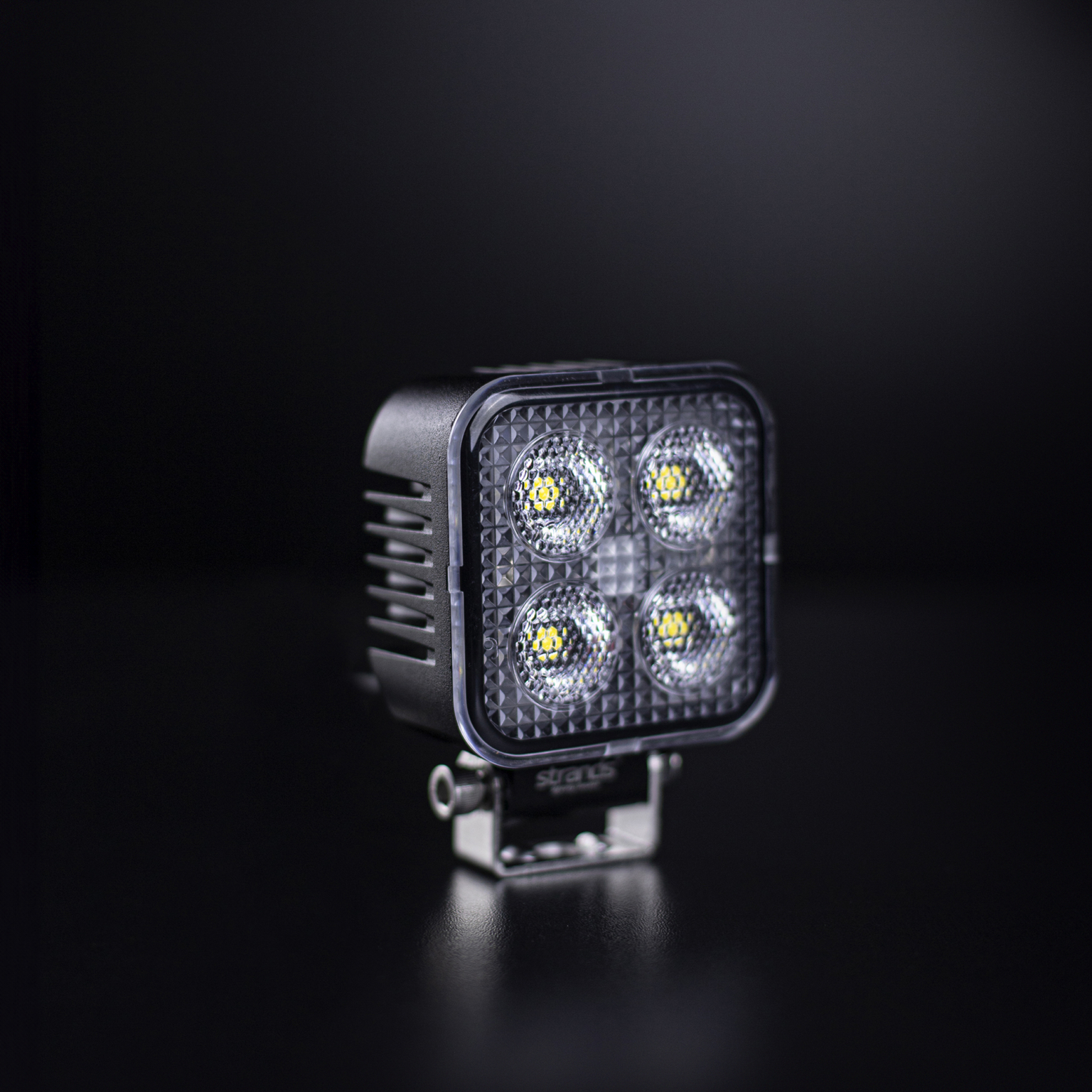 Strands UNITY work light 31W LED,9-32V DC, IP67/69K, DT-connector - Strands